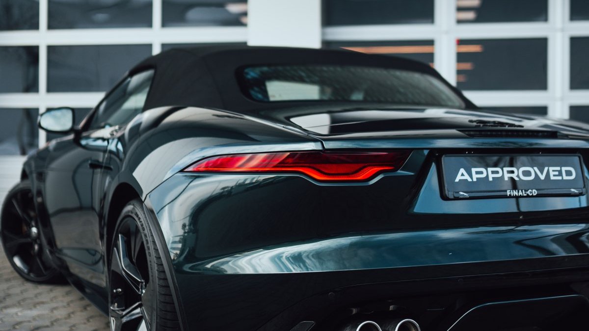 Jaguar F-TYPE 5.0 S/C P450 V8 Convertible 75th edition | FINAL-CD