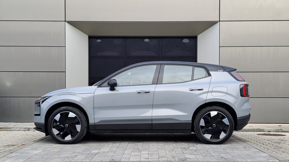 Volvo EX30 Elektrický Single Motor Extended Range Ultra | Volvo FINAL-CD